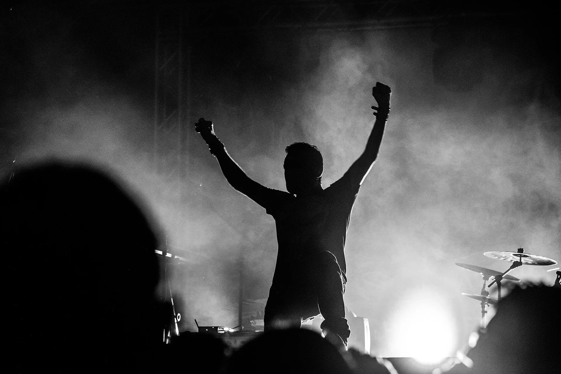 Definición y Ejemplos de la Hostilidad: Causas, Características y ...