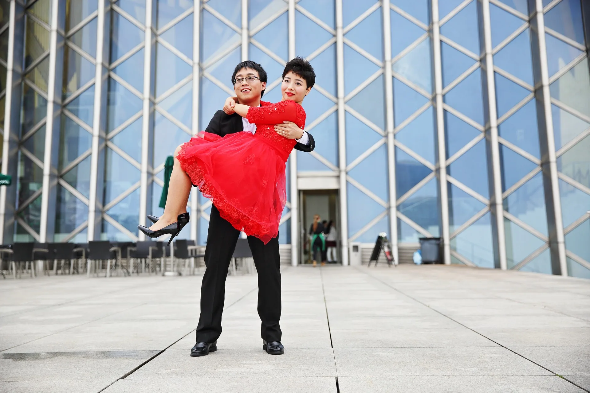 Decencia: ¿Qué Es y Cómo Afecta Tu Vida?